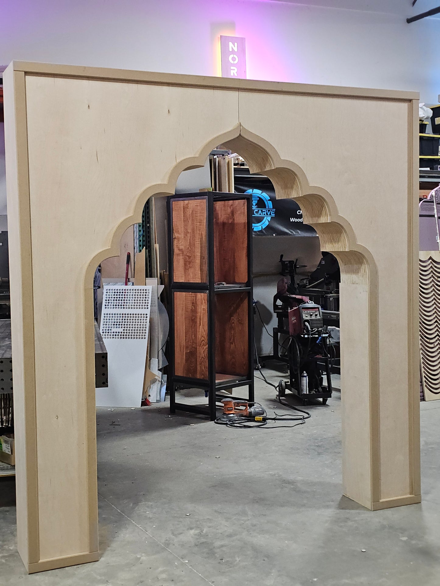 8ft x 8ft 3D backdrop Arch – Design Concepts Chi